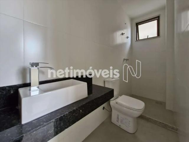 Apartamento com 115,85 m²  composto por amplo varandão gourmet de 25 m²