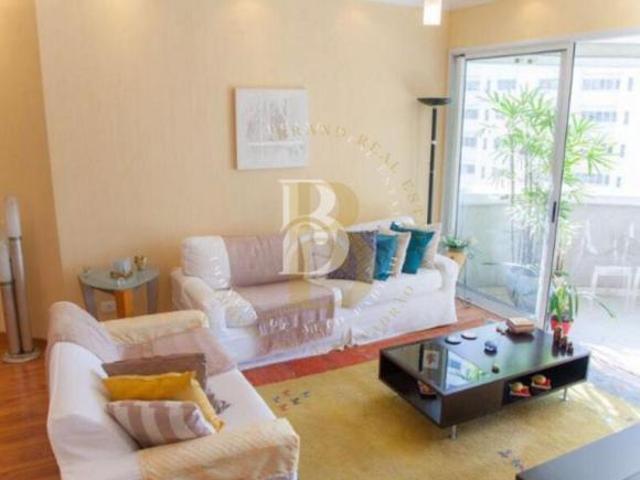 Apartamento com 115m², 3 suítes e 3 vagas vista permanente no Brooklin