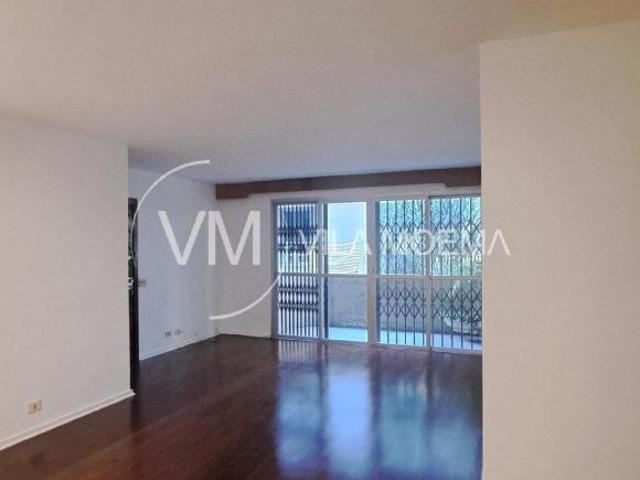 Apartamento com 117 m², 3 quartos sendo 1 suíte à venda em Moema Pássaros