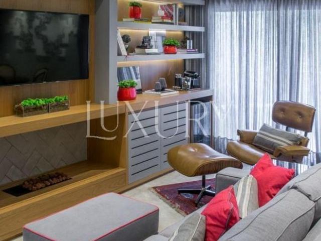 Apartamento com 117 m², 2 quartos sendo 1 suíte à venda no bairro Pinheiros