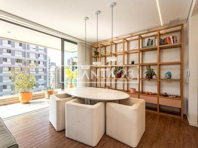 Apartamento com 118 m², 2 quartos sendo 2 suítes à venda no bairro Vila Madalena