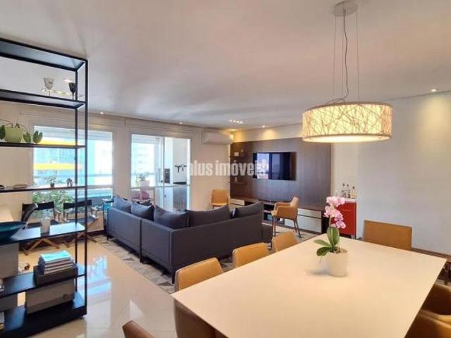 Apartamento com 119 metros,3 dormitorios, 2 suites 2 vagas, andar alkto