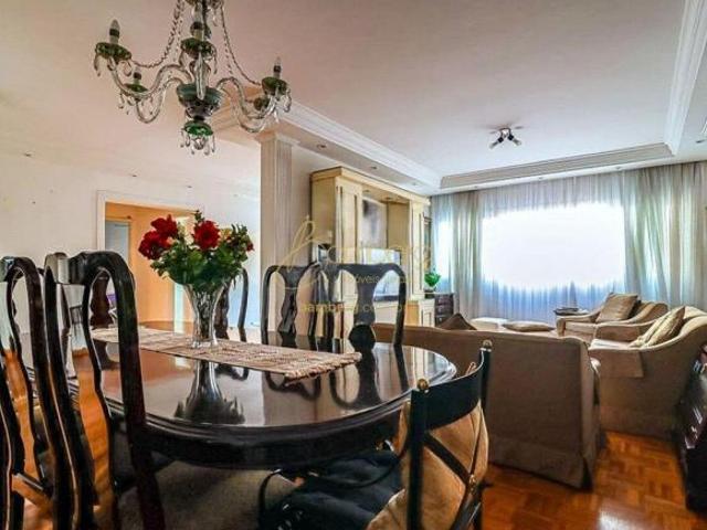 Apartamento com 110 m² no miolo do Campo Belo