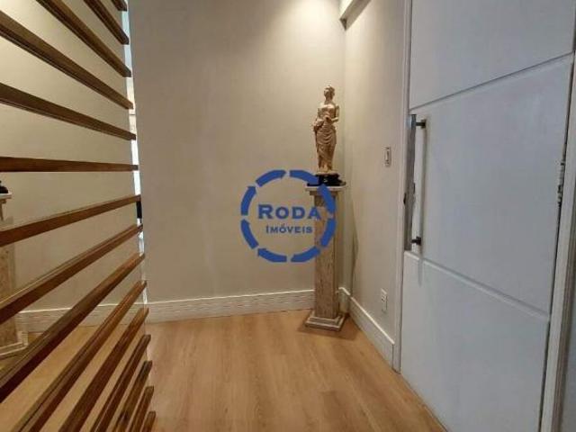 Apartamento com 110 m², suíte e varanda no Marapé