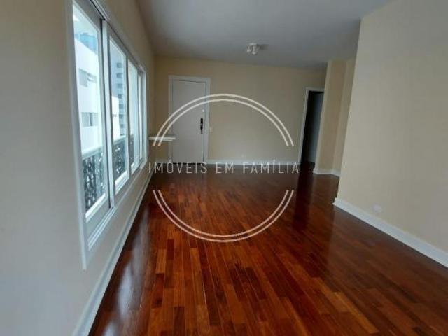 Apartamento com 111 m², 3 quartos sendo 1 suíte à venda no bairro Perdizes