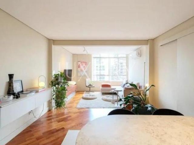 Apartamento com 112 m², 2 quartos sendo 1 suíte à venda no bairro Pinheiros