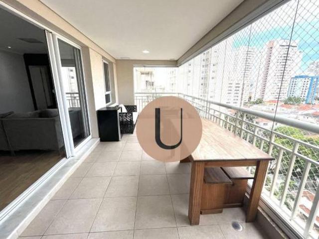 Apartamento com 125m2, 3 dormitórios, 1 suíte, 2 vagas em condomínio clube R$ 1.800.000,00