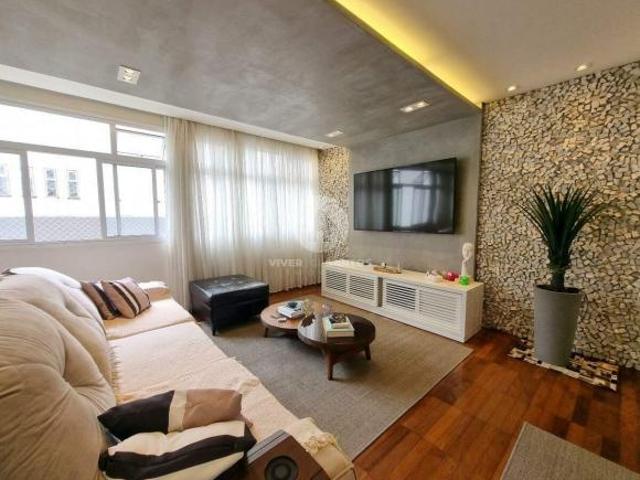Apartamento com 126 m² no coração do Gonzaga Santos/SP