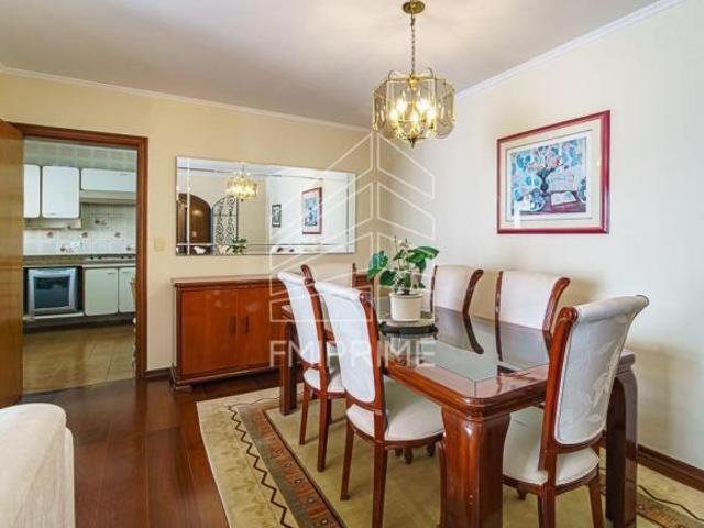 APARTAMENTO COM 127 M2 EM PERDIZES, 3 QUARTOS E 2 VAGAS.