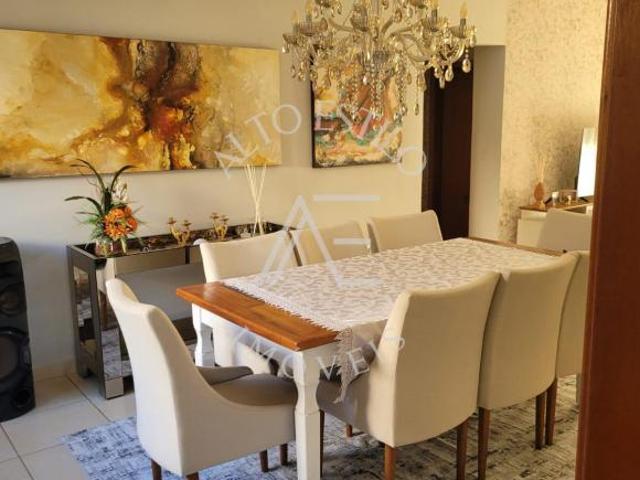 Apartamento com 127 metros Semi Novo no Jd. Botanico RP
