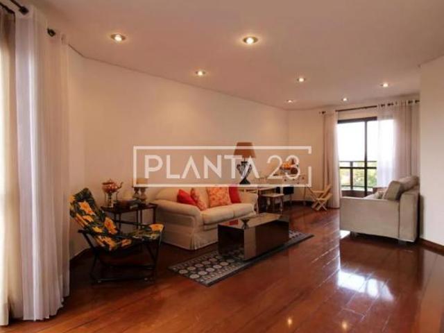 Apartamento com 128 m², 3 quartos sendo 1 suíte à venda no bairro Campo Belo