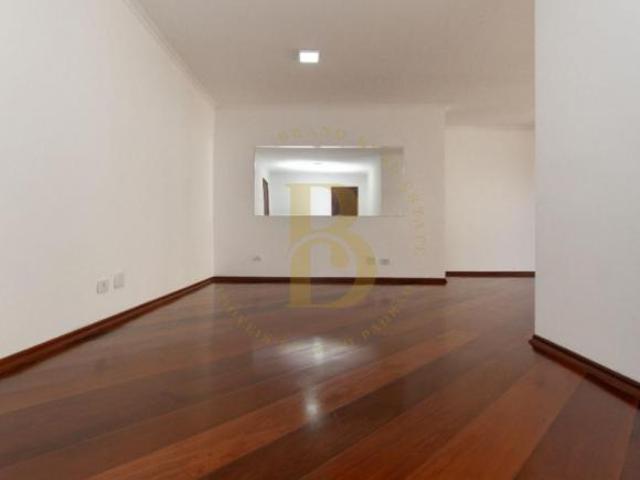 Apartamento com 128 m² e 3 dormitórios à venda na Vila Clementino. Próximo ao Metrô e Ibirapuera