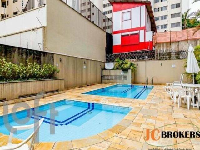 Apartamento com 120 m² de área útil, 3 Dormitórios 1 suíte, Suíte com varanda, Ar condicionado
