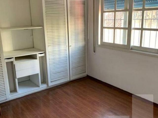 Apartamento, com 120 m² no bairro Cerqueira César
