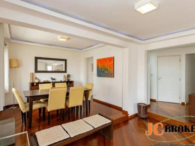 Apartamento com 122 m², 2 Dormitórios sendo 1 suíte, Sala para 2 ambientes, Varanda, 2 Vagas