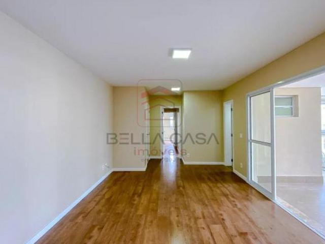 Apartamento com 122m², 3 quartos e 2 vagas