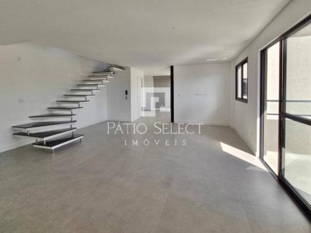 Apartamento com 134 m², 3 quartos sendo 1 suíte à venda no bairro Água Verde