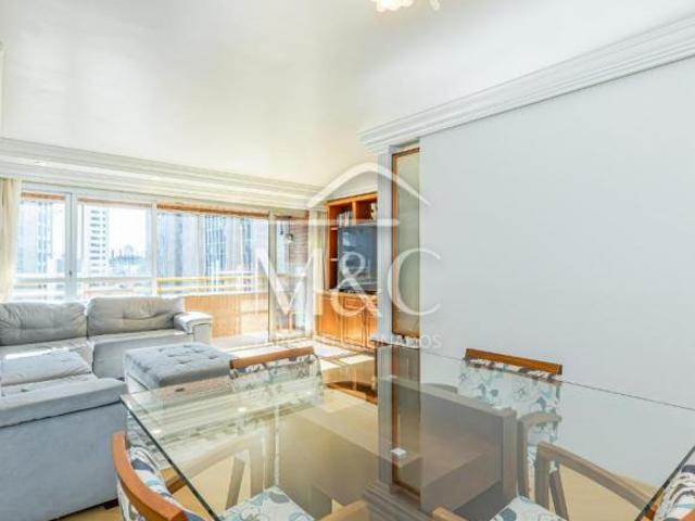 Apartamento com 136 m², 3 quartos sendo 1 suíte no