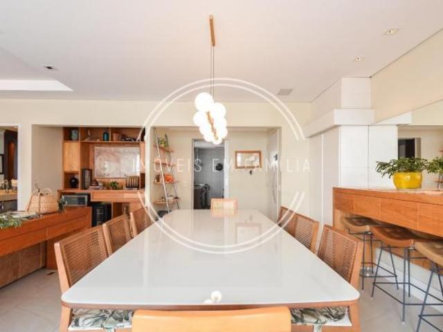 Apartamento com 137 m², 3 quartos sendo 3 suítes à venda no bairro Perdizes