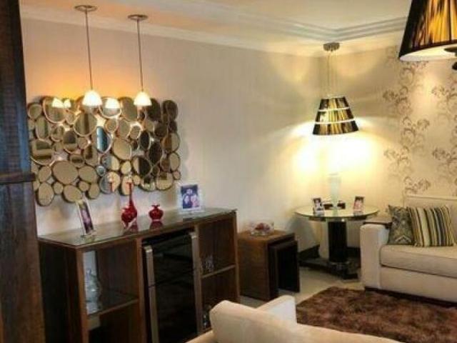Apartamento com 137m², 3 suítes, 4 vagas