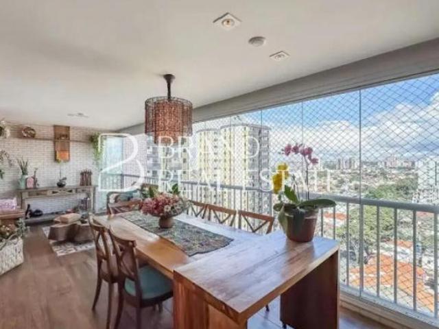 Apartamento com 137m² em Andar Alto, 3 Suítes, Varanda Gourmet