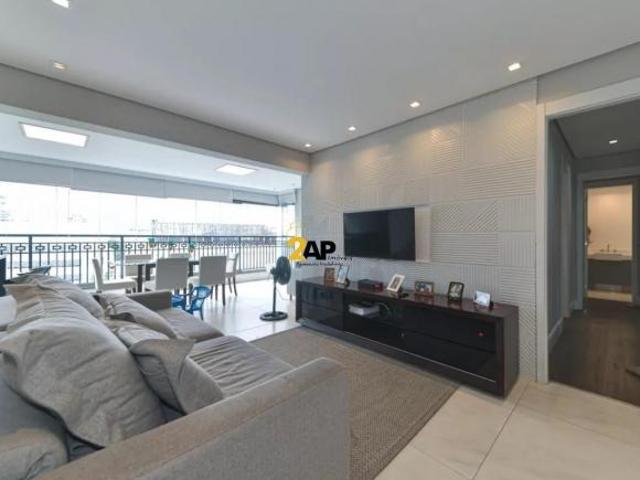 Apartamento com 137m² mobiliado para venda na Chácara Santo Antônio, 3 Vagas