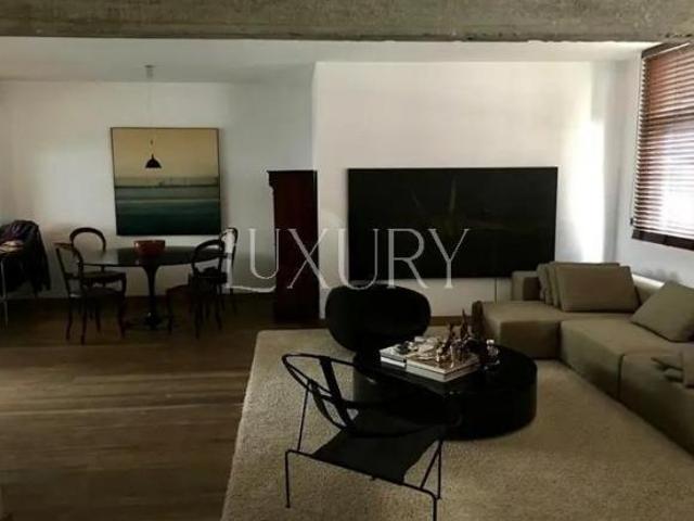 Apartamento com 138 m², 2 quartos sendo 1 suíte à venda no bairro Jardim América