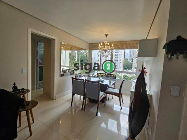 Apartamento com 138m2, 3 suites e 2 vagas, à venda na Vila Andrade