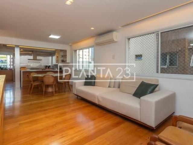 Apartamento com 130 m², 3 quartos sendo 1 suíte à venda no bairro Itaim Bibi