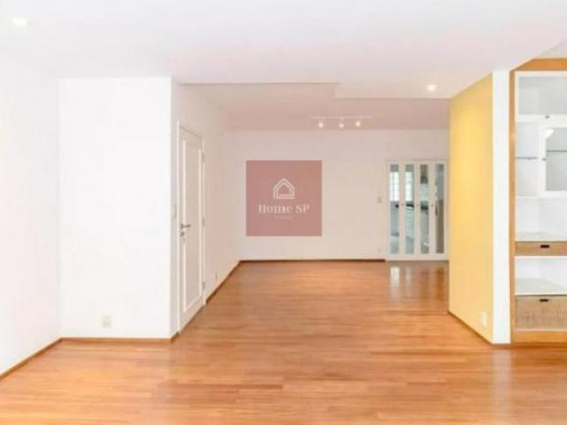 Apartamento com 130m², 2 dormitórios, sendo 1 suíte, 2 vagas