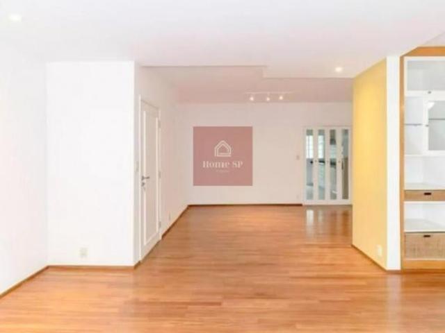 Apartamento com 130m², 2 dormitórios, sendo 1 suíte, 2 vagas