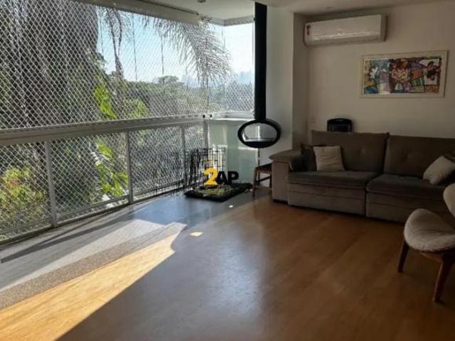 Apartamento com 130m², 3 quartos com 2 suítes e 2 vagas para venda no Butantã