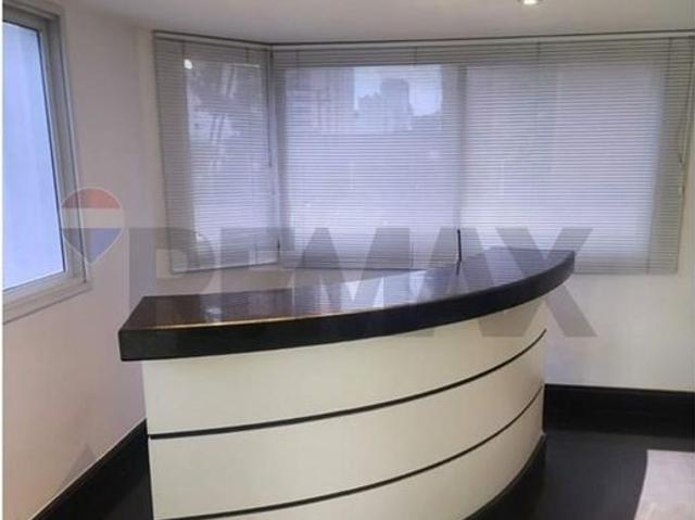 Apartamento com 130m², localizado em um dos endereços mais desejados do Real PARQUE