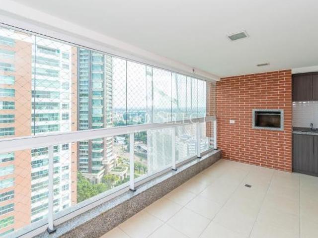 Apartamento com 131 m², 3 quartos sendo 1 suíte à venda no bairro Ecoville