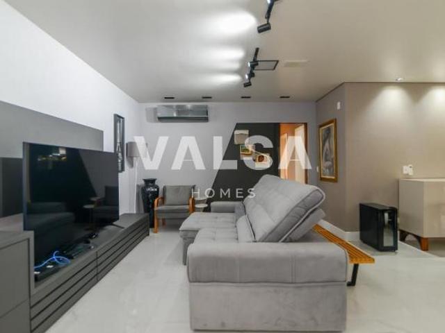 Apartamento com 132 m², 3 quartos e 2 vagas à venda no Água Verde