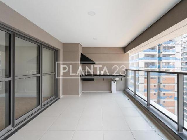 Apartamento com 132 m², 3 quartos sendo 3 suítes à venda no bairro Vila Clementino
