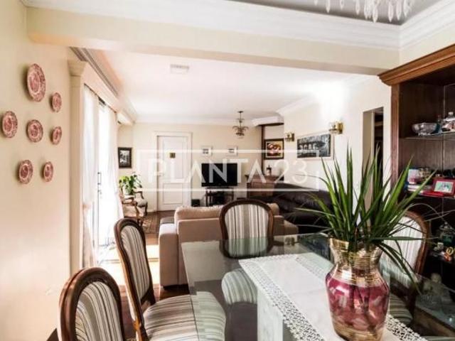 Apartamento com 133 m², à venda no bairro Pompéia