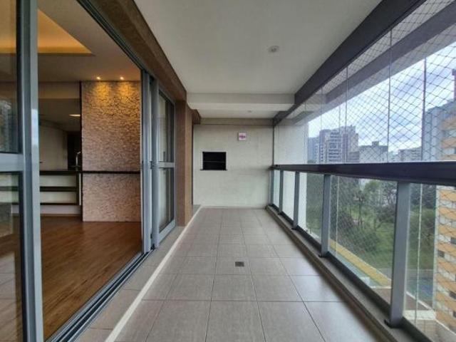 Apartamento com 133m², 3 suítes à venda no Água Verde