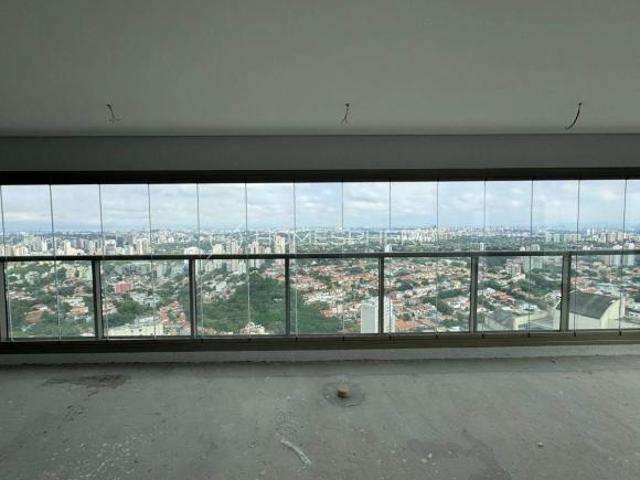 Apartamento com 144 m², 2 quartos sendo 2 suítes à venda no bairro Sumarezinho