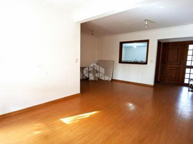 Apartamento com 144m2 zona sul de Porto Alegre