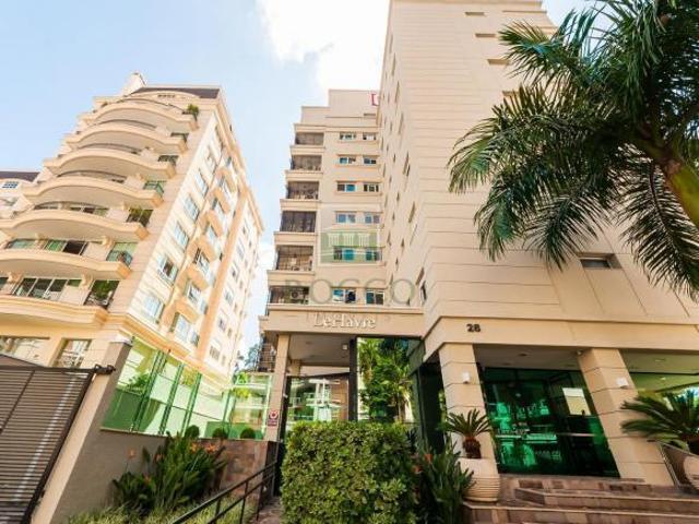 Apartamento com 145 m² privativos e 4 vagas no Le Havre Cabral