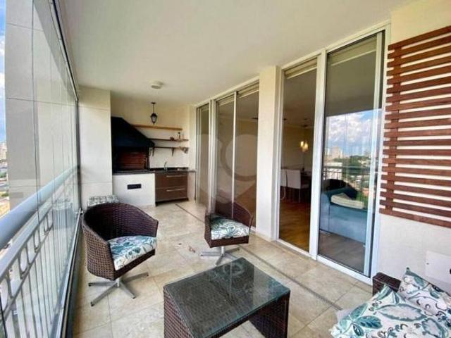 Apartamento com 146m², 3 suítes, 3 vagas na Vila Mariana