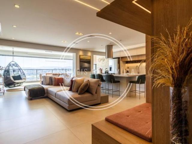 Apartamento com 147 m², 3 quartos sendo 3 suítes à venda no bairro Vila Leopoldina
