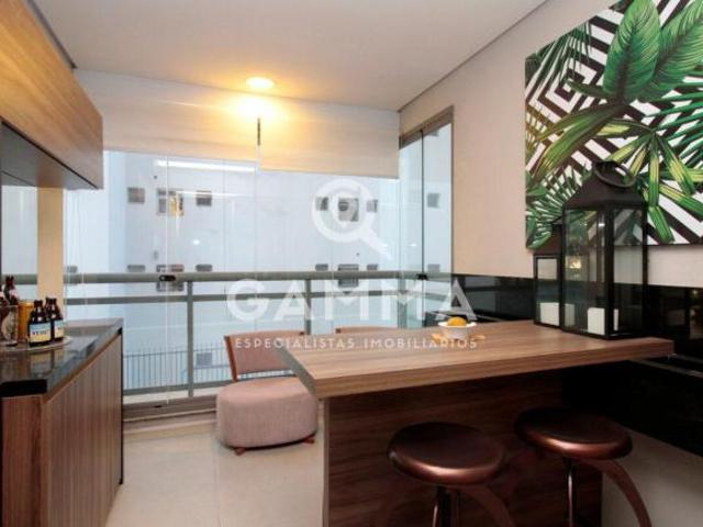 Apartamento com 147m² 3 suítes, 2 vagas, varanda gourmet Perdizes porteira fechada!