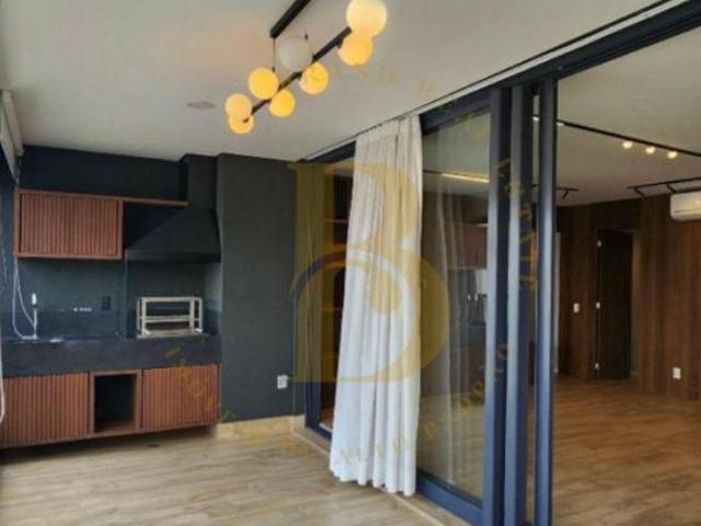 Apartamento com 148 m², 3 suítes à venda no bairro Moema
