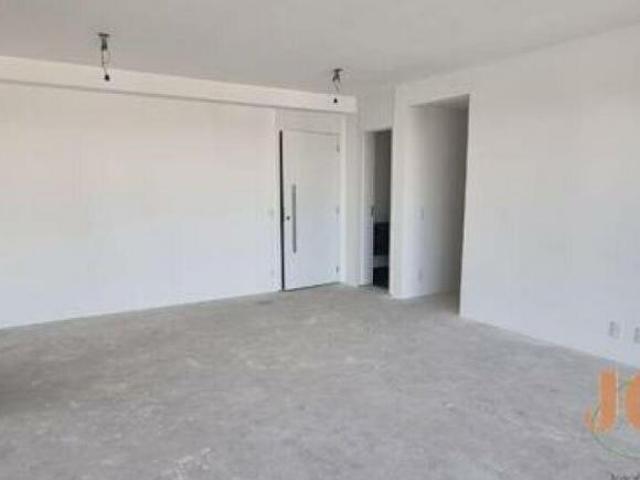 Apartamento com 149 m² de área útil, 3 suítes, 2 vagas
