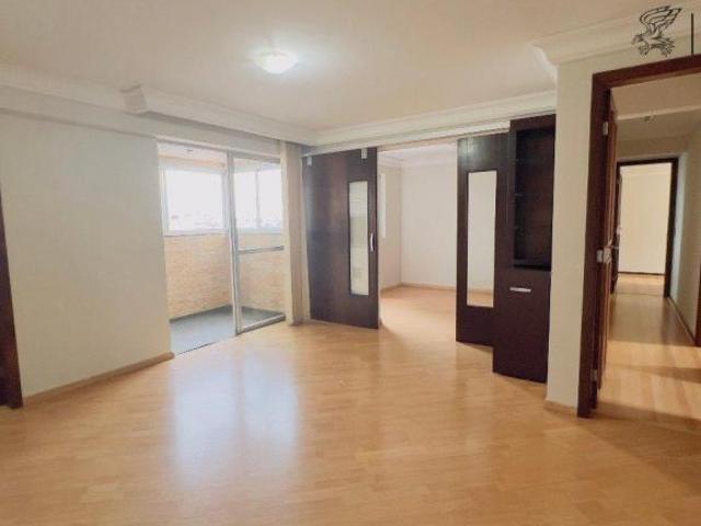 Apartamento com 149m², sendo 4 quartos, sendo 1 Suíte, 2 Vagas de garagem, no Alto da Glória