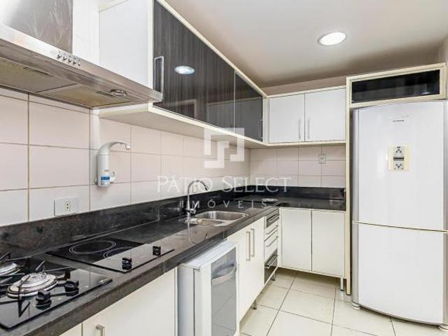 Apartamento com 140 m², 3 quartos sendo 1 suíte à venda no bairro Campo Comprido