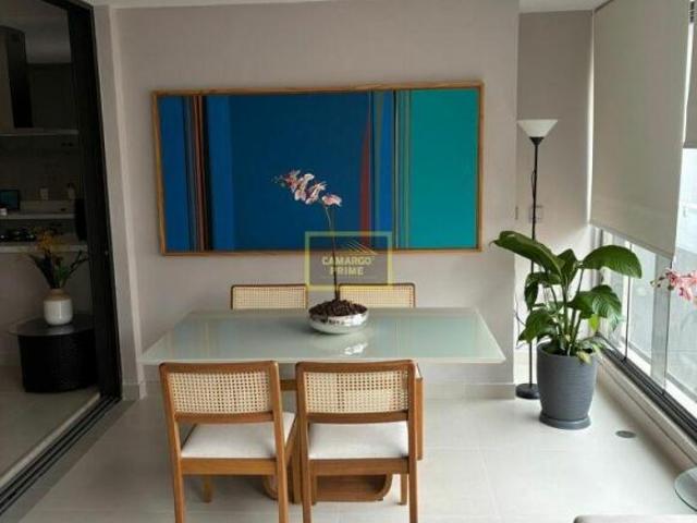 Apartamento com 140 metros de área útil, para venda, em Perdizes