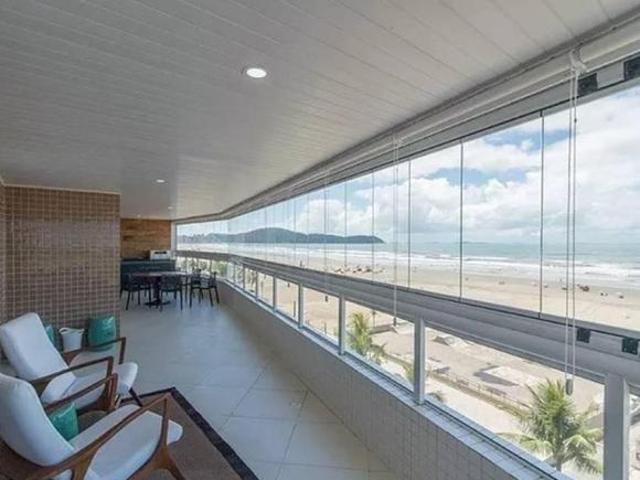 APARTAMENTO COM 140,00 m² AVIAÇÃO PRAIA GRANDE SP